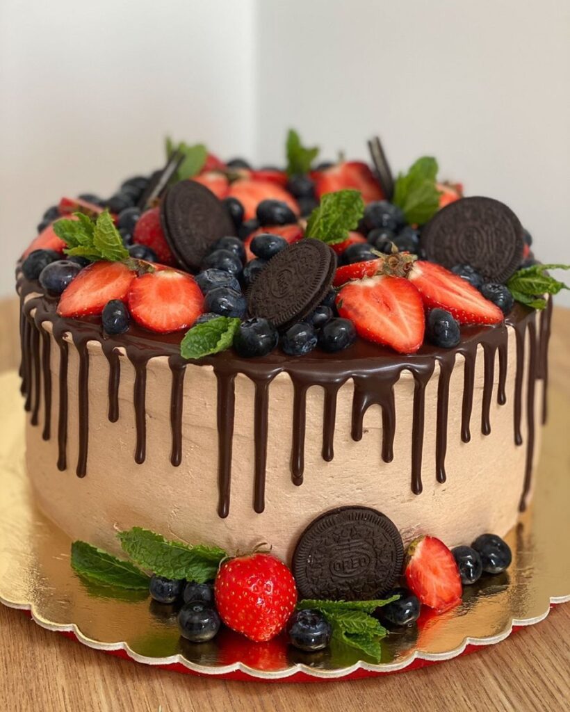 Creative Fruit Cake – Delicious Custom Cakes Online | Caker Town – Your ...